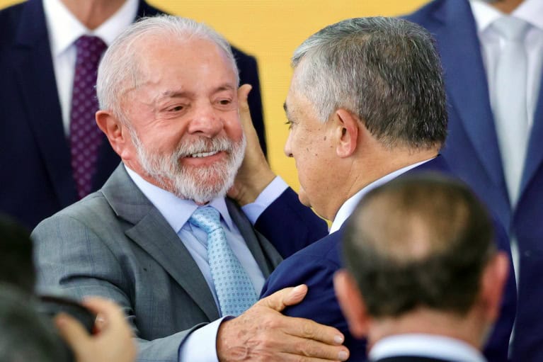 Contas do governo Lula têm rombo recorde de R$ 73,3 bilhões em março ...