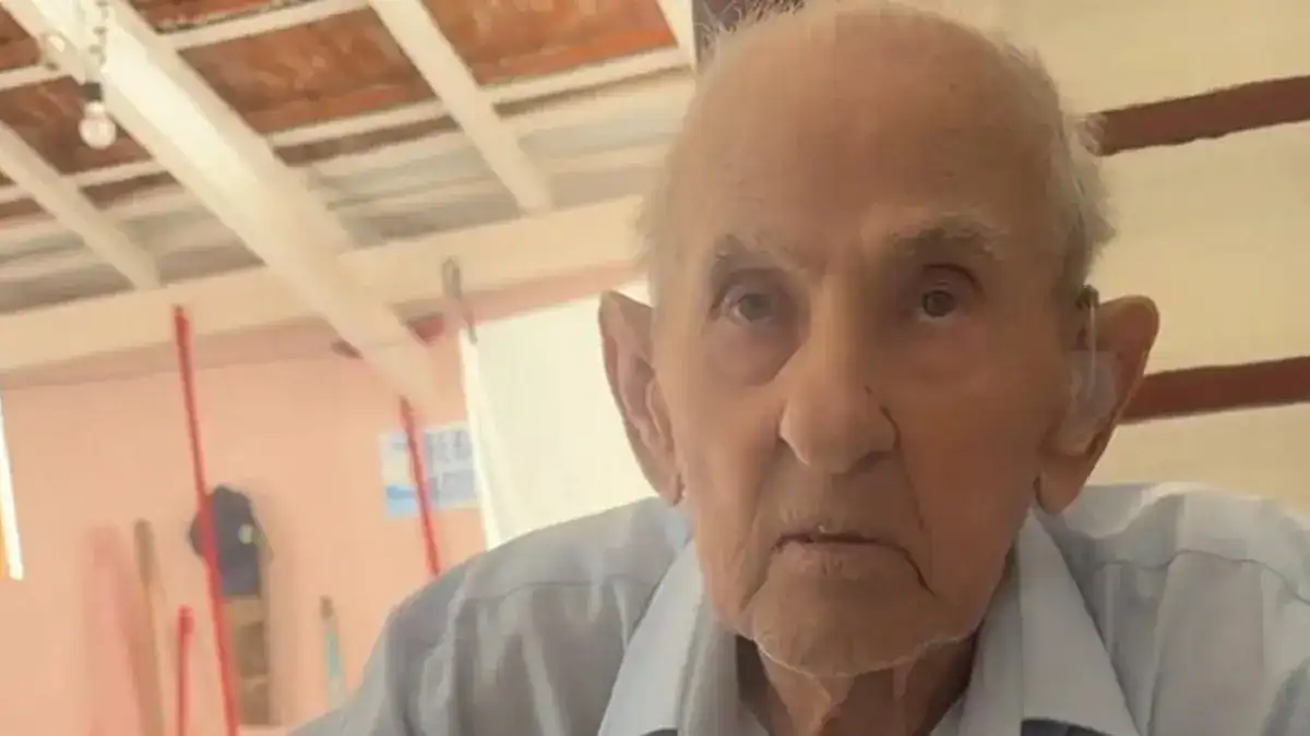 Vovô Anésio é levado de urgência à UTI e preocupa fãs – Jetss BR